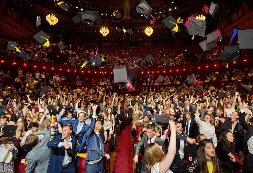 Graduation requirements - Amsterdam University College